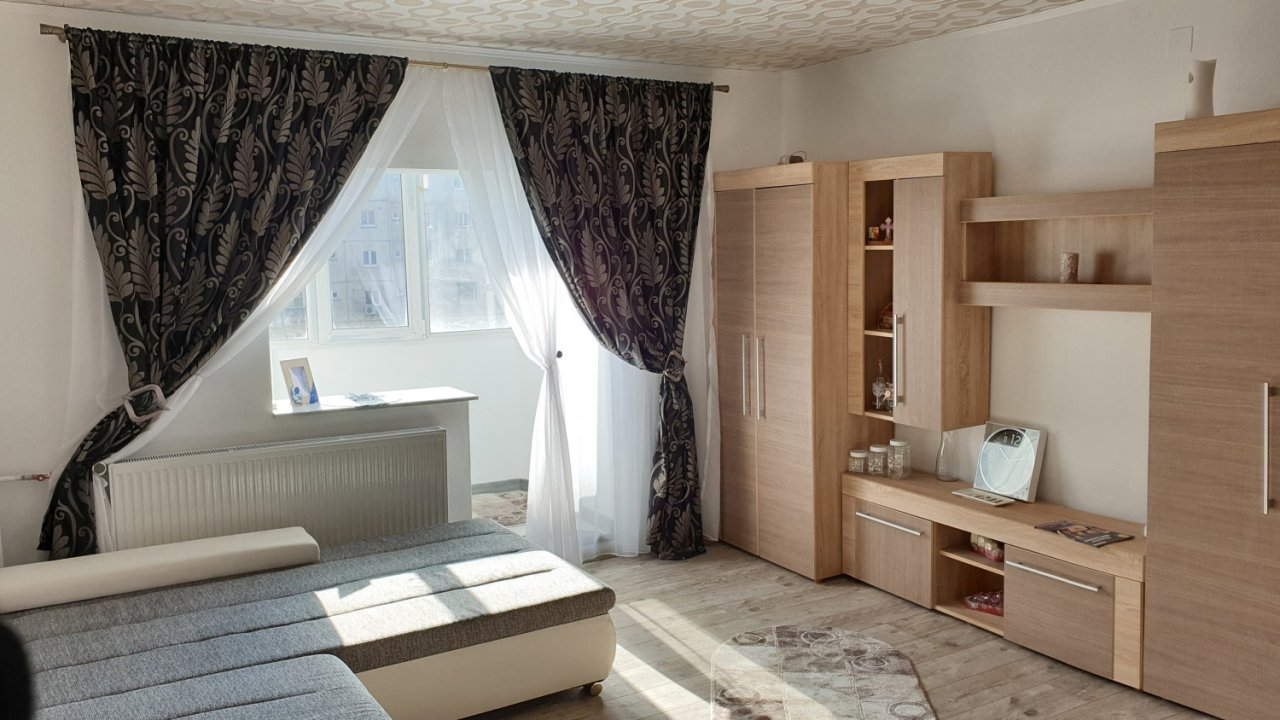 Garsoniera 44mp, prima inchiriere, mobilata utilata complet, balcon ...