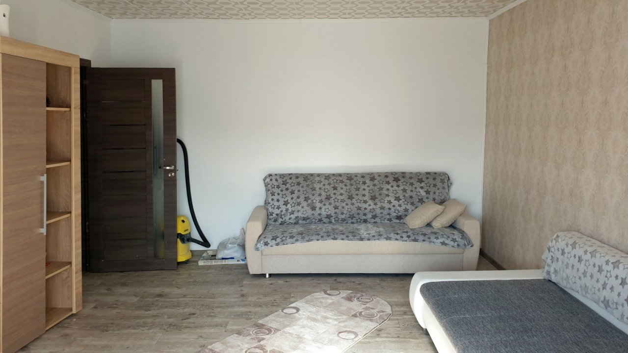 Garsoniera 44mp, prima inchiriere, mobilata utilata complet, balcon ...